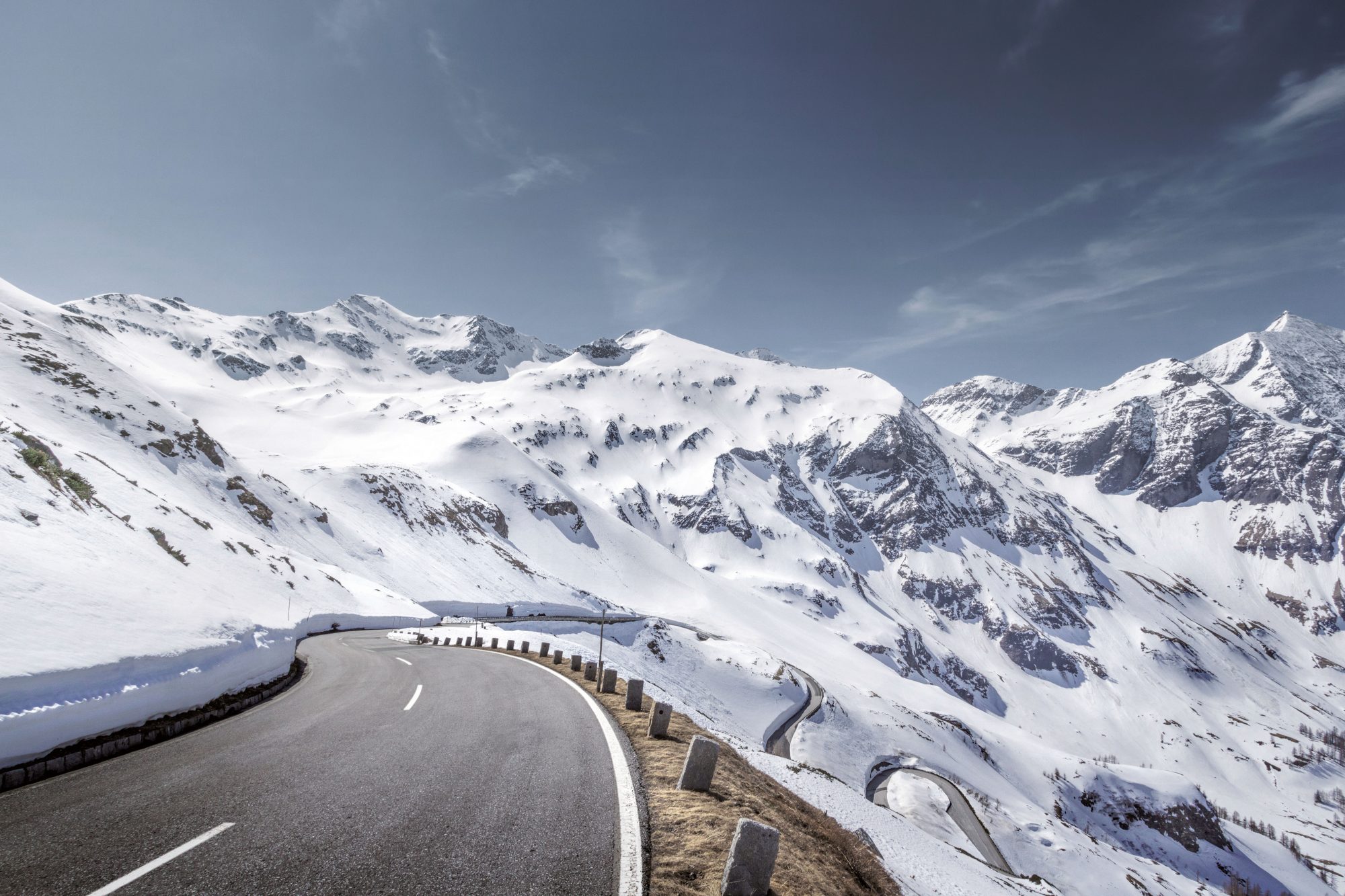 Berglandschaft_Fotolia_80848772_XXL-4c-entsaettigt-1-2000×1333 | Alpensped